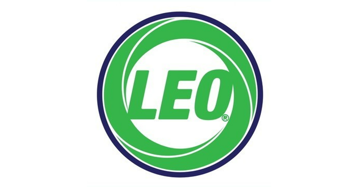 Leo shops